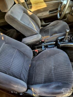 Grey Volkswagen Passat 2000 in Marijampole, with an engine capacity of 1.90 L and mileage of 320 thousand km for 1000 €, photo 8 on AUTOMOTO.COM.LV