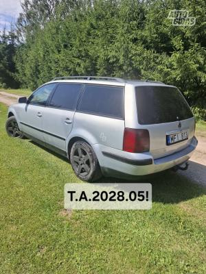 Pelēks Volkswagen Passat 2000 Elektrėnai, ar dzinēja tilpumu 1.90 L un nobraukumu 455 tūkst. km par 930 €, foto  vietnē AUTOMOTO.COM.LV
