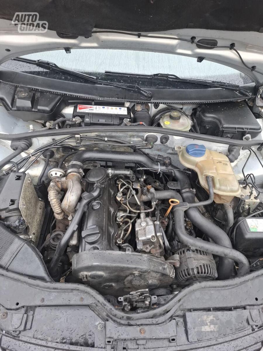 Pelēks Volkswagen Passat 2000 Elektrėnai, ar dzinēja tilpumu 1.90 L un nobraukumu 455 tūkst. km par 930 €, foto 18 vietnē AUTOMOTO.COM.LV
