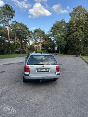 Pelēks Volkswagen Passat 2000 Kauņa, ar dzinēja tilpumu 1.90 L un nobraukumu 303 tūkst. km par 800 €, foto 4 vietnē AUTOMOTO.COM.LV