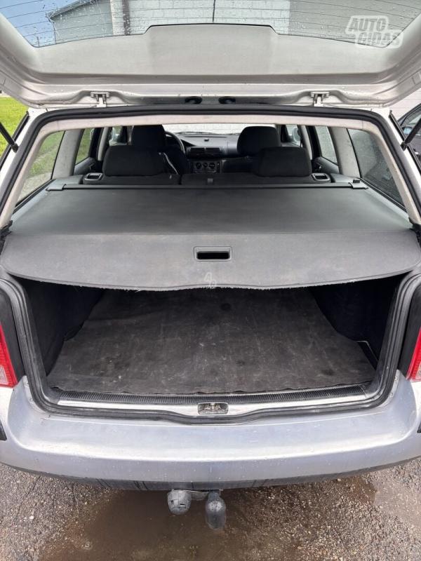 Pelēks Volkswagen Passat 2000 Kauņa, ar dzinēja tilpumu 1.90 L un nobraukumu 303 tūkst. km par 800 €, foto 8 vietnē AUTOMOTO.COM.LV