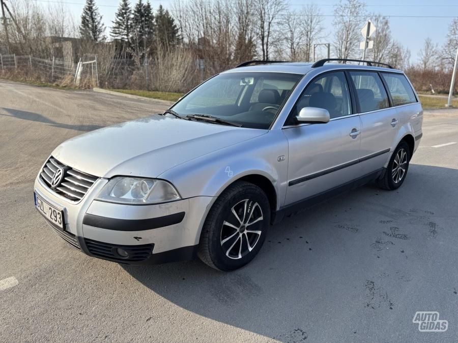 Pelēks Volkswagen Passat 2001 Kaišiadorys, ar dzinēja tilpumu 1.90 L un nobraukumu 402 tūkst. km par 1300 €, foto 1 vietnē AUTOMOTO.COM.LV