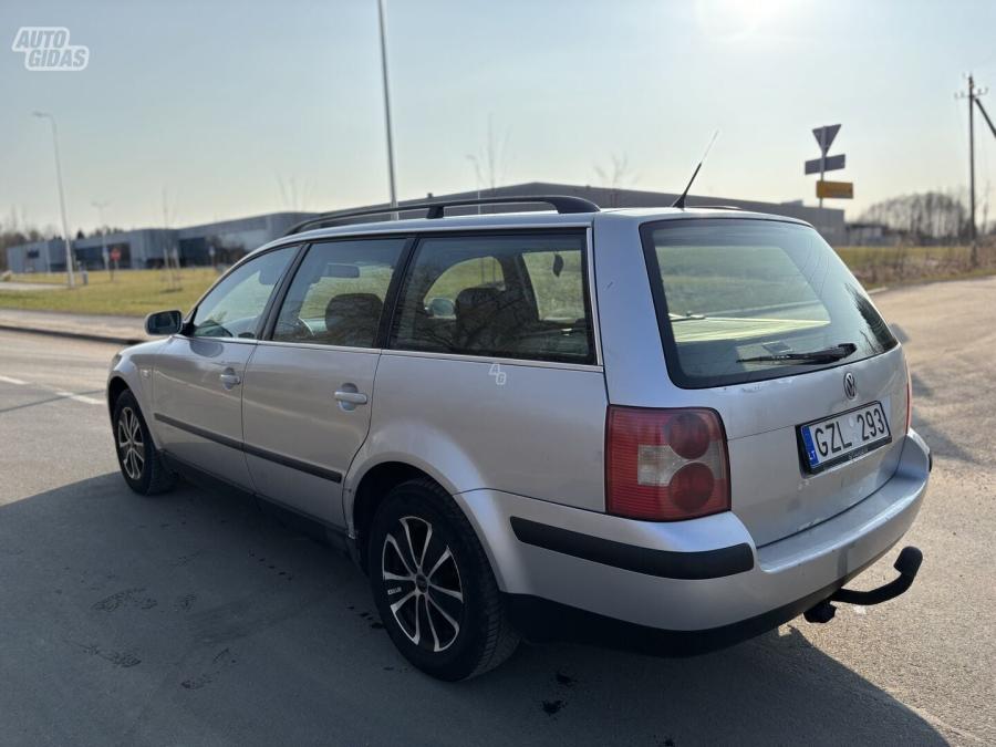 Pelēks Volkswagen Passat 2001 Kaišiadorys, ar dzinēja tilpumu 1.90 L un nobraukumu 402 tūkst. km par 1300 €, foto 7 vietnē AUTOMOTO.COM.LV