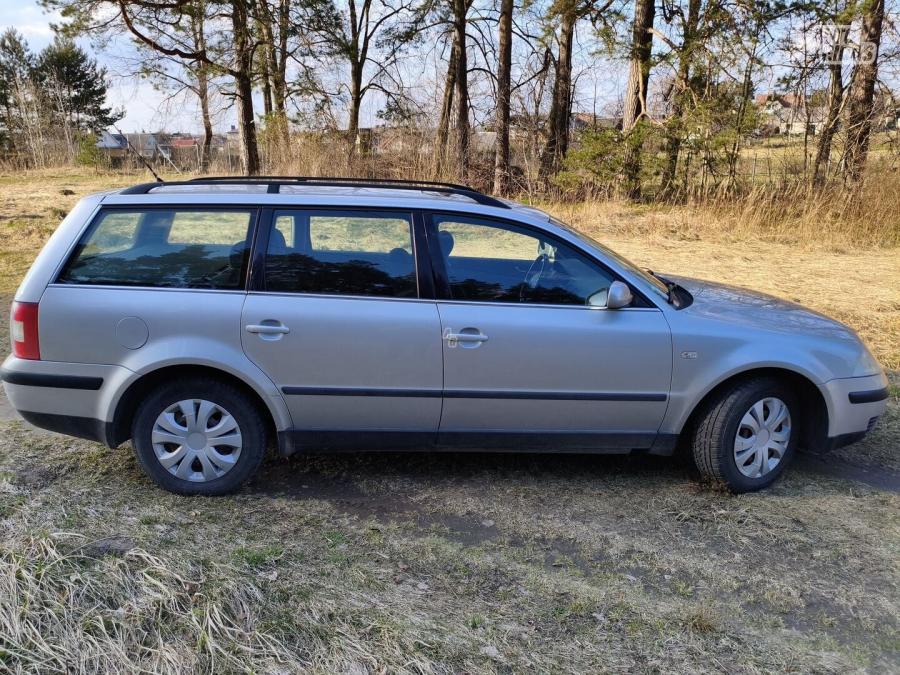 Pelēks Volkswagen Passat 2001 Viļņa, ar dzinēja tilpumu 1.60 L un nobraukumu 318 tūkst. km par 750 €, foto 5 vietnē AUTOMOTO.COM.LV
