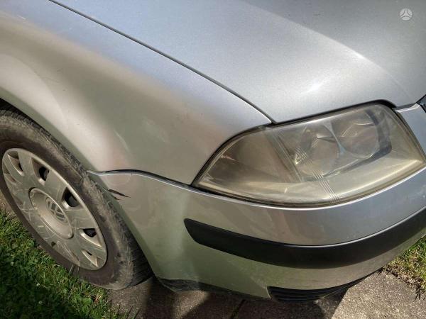 Grey Volkswagen Passat 2001 in Kaunas, with an engine capacity of 1.90 L and mileage of 278 thousand km for 900 €, photo 3 on AUTOMOTO.COM.LV