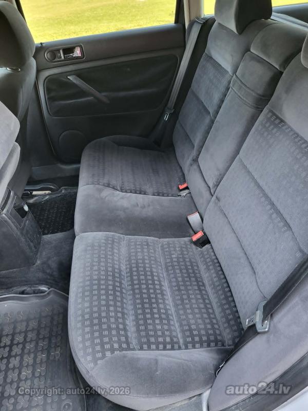 Grey Volkswagen Passat 2001 in Tallinn, with an engine capacity of 1.90 L and mileage of 337 thousand km for 2200 €, photo 6 on AUTOMOTO.COM.LV
