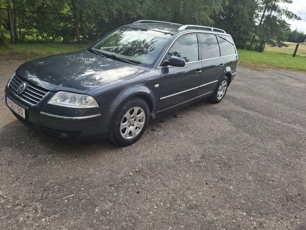 Pelēks Volkswagen Passat 2001 Marijampole, ar dzinēja tilpumu 1.90 L un nobraukumu 39 tūkst. km par 2850 €, foto 3 vietnē AUTOMOTO.COM.LV