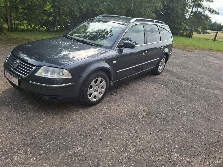 Grey Volkswagen Passat 2001 in Marijampole, with an engine capacity of 1.90 L and mileage of 39 thousand km for 2850 €, photo 4 on AUTOMOTO.COM.LV