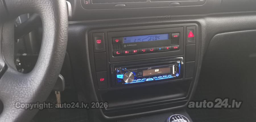 Pelēks Volkswagen Passat 2001 Tallina, ar dzinēja tilpumu 1.90 L un nobraukumu 214 tūkst. km par 4850 €, foto 11 vietnē AUTOMOTO.COM.LV