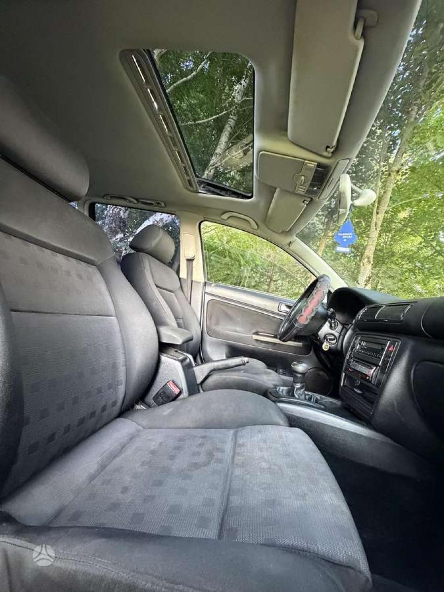Grey Volkswagen Passat 2001 in Plunge, with an engine capacity of 1.90 L and mileage of 234 thousand km for 1700 €, photo 12 on AUTOMOTO.COM.LV