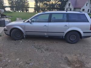Grey Volkswagen Passat 2001 in Alytus, with an engine capacity of 1.90 L and mileage of 375 thousand km for 1150 €, photo 14 on AUTOMOTO.COM.LV