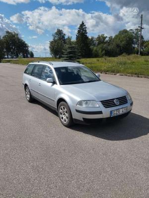 Pelēks Volkswagen Passat 2001 Raseiniai, ar dzinēja tilpumu 1.90 L un nobraukumu 447 tūkst. km par 1100 €, foto  vietnē AUTOMOTO.COM.LV