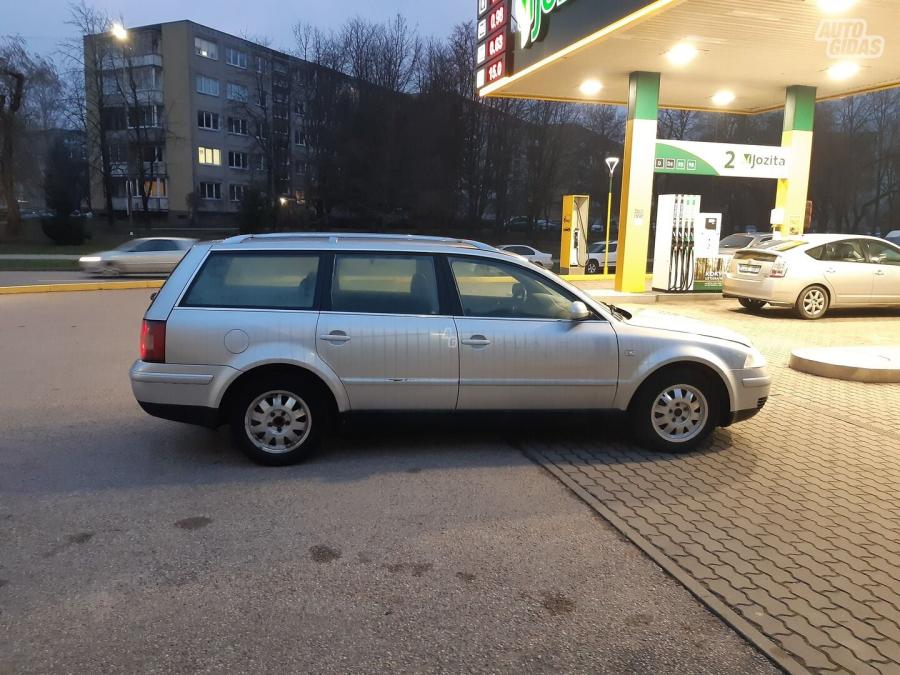 Grey Volkswagen Passat 2002 in Kaunas, with an engine capacity of 1.80 L and mileage of 500 thousand km for 790 €, photo 8 on AUTOMOTO.COM.LV