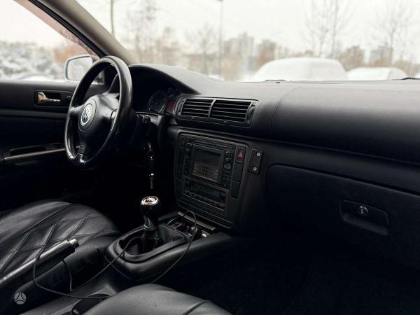 Pelēks Volkswagen Passat 2002 Viļņa, ar dzinēja tilpumu 1.90 L un nobraukumu 310 tūkst. km par 1350 €, foto 7 vietnē AUTOMOTO.COM.LV