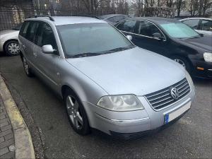 Pelēks Volkswagen Passat 2002 Viļņa, ar dzinēja tilpumu 1.90 L un nobraukumu 399 tūkst. km par 999 €, foto 2 vietnē AUTOMOTO.COM.LV