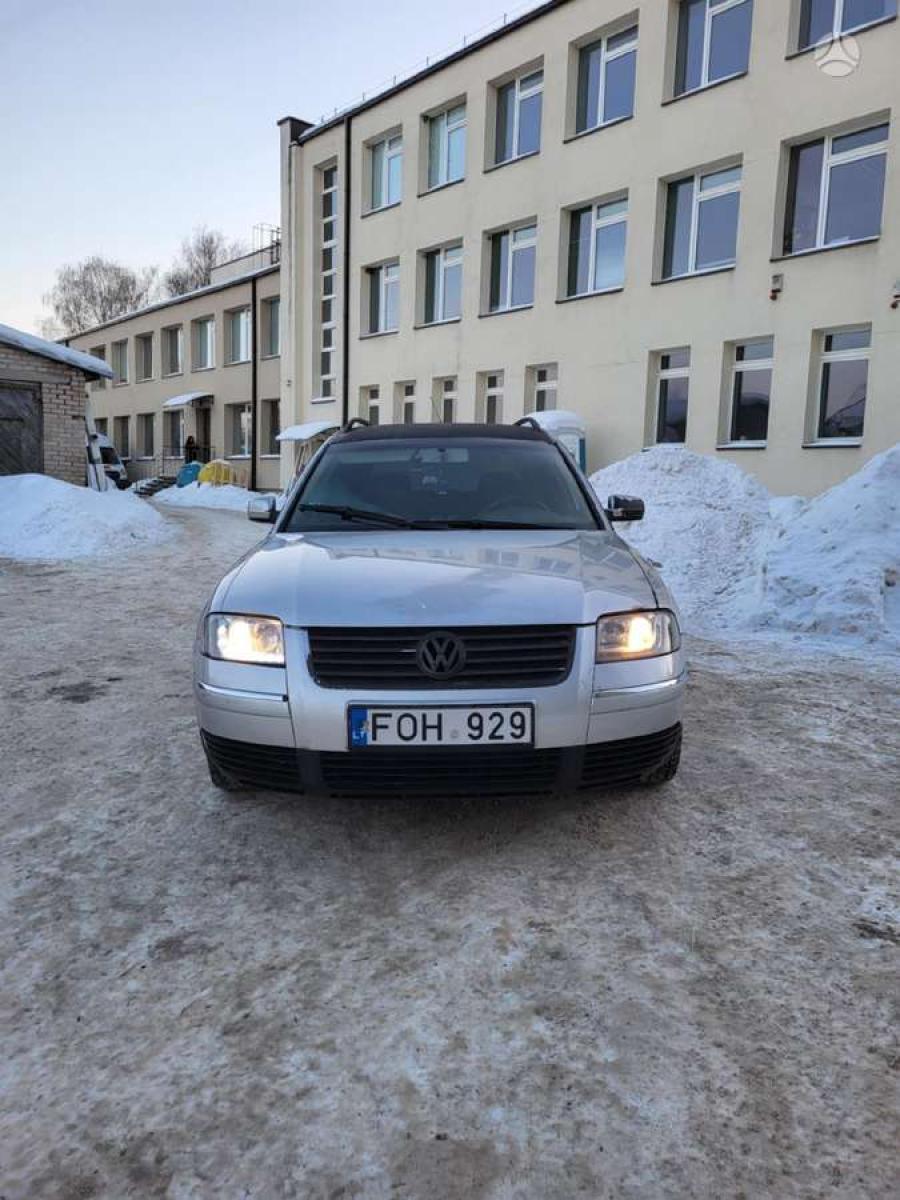 Pelēks Volkswagen Passat 2002 Utena, ar dzinēja tilpumu 1.90 L un nobraukumu 40 tūkst. km par 1400 €, foto 1 vietnē AUTOMOTO.COM.LV