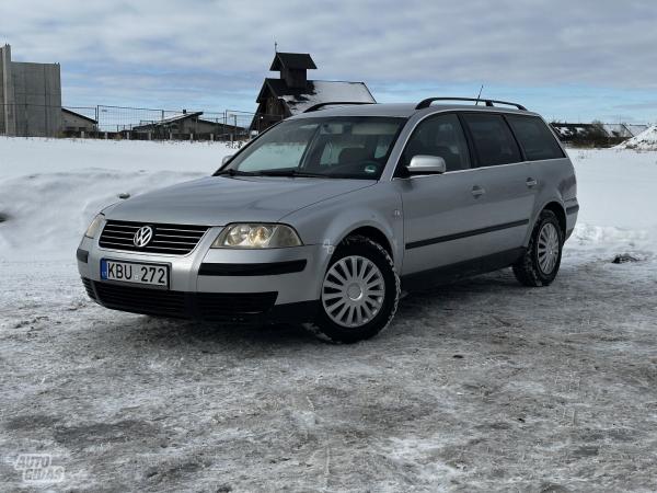Grey Volkswagen Passat 2002 in Marijampole, with an engine capacity of 1.60 L and mileage of 319 thousand km for 1350 €, photo 3 on AUTOMOTO.COM.LV
