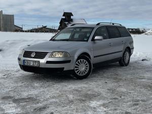 Grey Volkswagen Passat 2002 in Marijampole, with an engine capacity of 1.60 L and mileage of 319 thousand km for 1350 €, photo 3 on AUTOMOTO.COM.LV