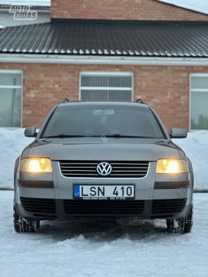 Pelēks Volkswagen Passat 2002 Viļņa, ar dzinēja tilpumu 1.90 L un nobraukumu 345 tūkst. km par 1350 €, foto 2 vietnē AUTOMOTO.COM.LV