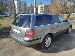 Grey Volkswagen Passat 2002 in Marijampole, with an engine capacity of 1.90 L and mileage of 400 thousand km for 1000 €, photo  on AUTOMOTO.COM.LV