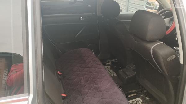 Pelēks Volkswagen Passat 2002 Marijampole, ar dzinēja tilpumu 1.90 L un nobraukumu 285 tūkst. km par 1600 €, foto 9 vietnē AUTOMOTO.COM.LV