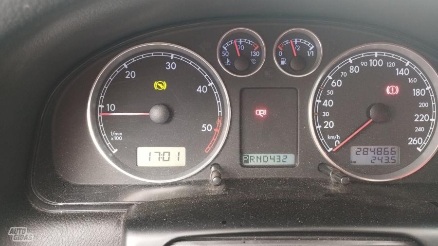 Pelēks Volkswagen Passat 2002 Marijampole, ar dzinēja tilpumu 1.90 L un nobraukumu 285 tūkst. km par 1600 €, foto 11 vietnē AUTOMOTO.COM.LV
