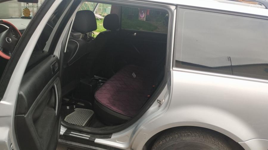 Pelēks Volkswagen Passat 2002 Marijampole, ar dzinēja tilpumu 1.90 L un nobraukumu 285 tūkst. km par 1600 €, foto 13 vietnē AUTOMOTO.COM.LV