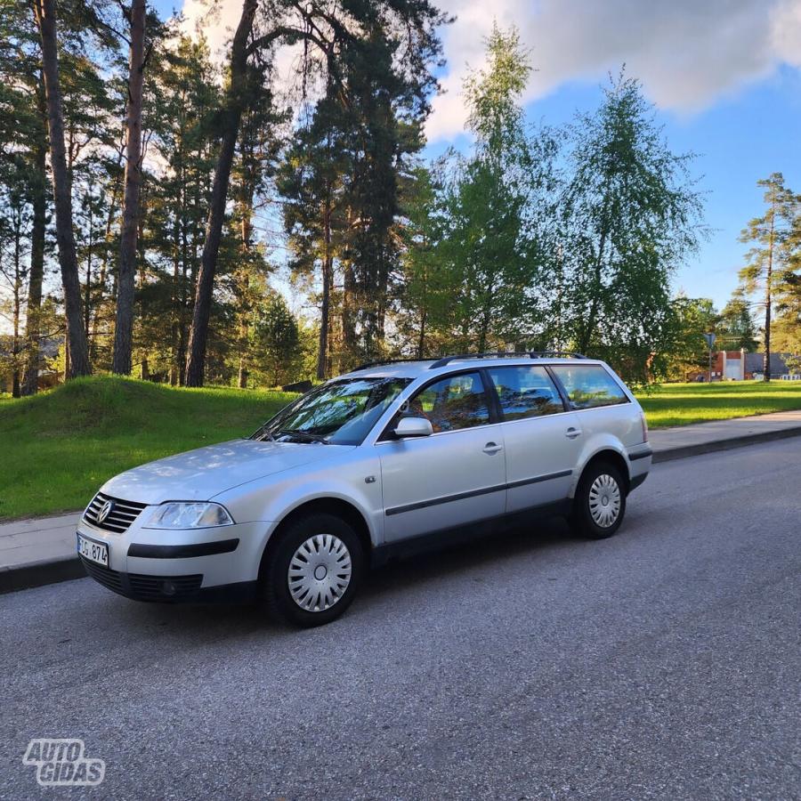 Grey Volkswagen Passat 2002 in Vilnius, with an engine capacity of 1.90 L and mileage of 38 thousand km for 1450 €, photo 3 on AUTOMOTO.COM.LV