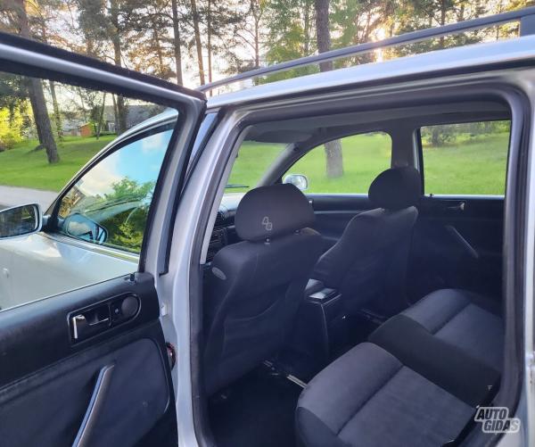 Grey Volkswagen Passat 2002 in Vilnius, with an engine capacity of 1.90 L and mileage of 38 thousand km for 1350 €, photo 8 on AUTOMOTO.COM.LV
