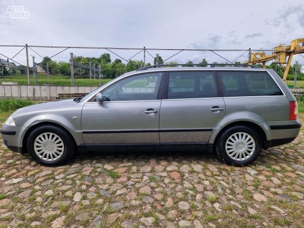 Grey Volkswagen Passat 2002 in Vilnius, with an engine capacity of 1.90 L and mileage of 445 thousand km for 1550 €, photo 3 on AUTOMOTO.COM.LV