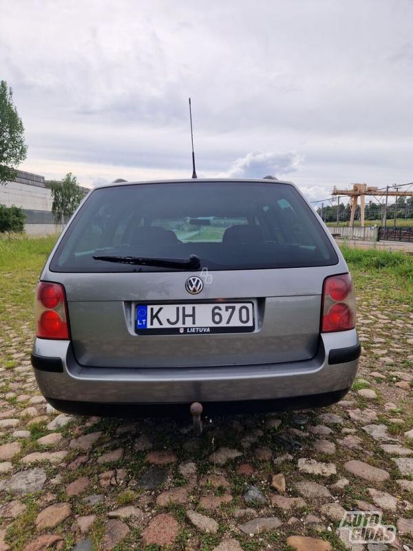 Grey Volkswagen Passat 2002 in Vilnius, with an engine capacity of 1.90 L and mileage of 445 thousand km for 1550 €, photo 5 on AUTOMOTO.COM.LV