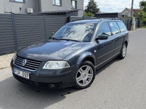 Grey Volkswagen Passat 2002 in Kaunas, with an engine capacity of 1.90 L and mileage of 305 thousand km for 1350 €, photo  on AUTOMOTO.COM.LV