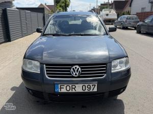 Pelēks Volkswagen Passat 2002 Kauņa, ar dzinēja tilpumu 1.90 L un nobraukumu 305 tūkst. km par 1350 €, foto 3 vietnē AUTOMOTO.COM.LV