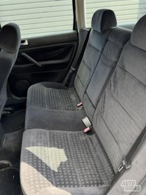 Pelēks Volkswagen Passat 2002 Kauņa, ar dzinēja tilpumu 1.90 L un nobraukumu 305 tūkst. km par 1350 €, foto 16 vietnē AUTOMOTO.COM.LV