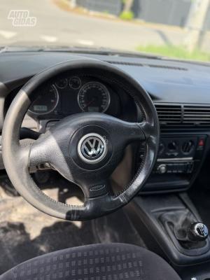 Pelēks Volkswagen Passat 2002 Kauņa, ar dzinēja tilpumu 1.90 L un nobraukumu 305 tūkst. km par 1350 €, foto 19 vietnē AUTOMOTO.COM.LV