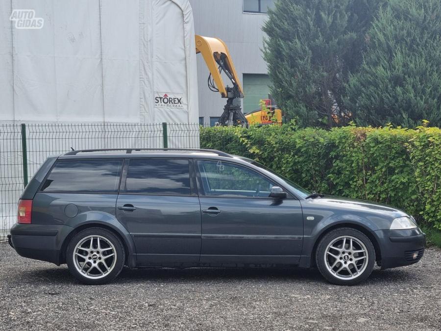 Pelēks Volkswagen Passat 2002 Alīta, ar dzinēja tilpumu 1.90 L un nobraukumu 373 tūkst. km par 1650 €, foto 4 vietnē AUTOMOTO.COM.LV