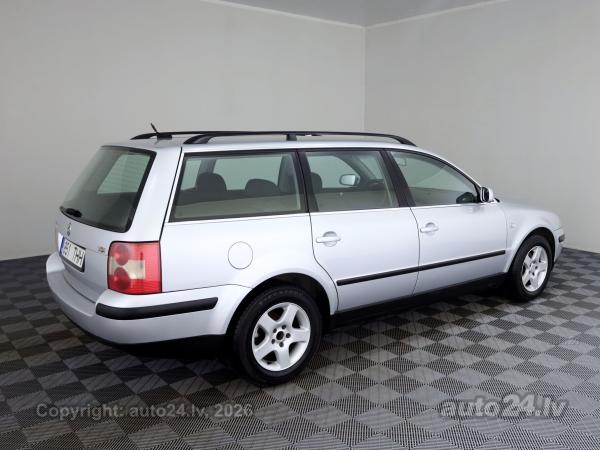Pelēks Volkswagen Passat 2002 Tallina, ar dzinēja tilpumu 1.90 L un nobraukumu 309 tūkst. km par 1299 €, foto 3 vietnē AUTOMOTO.COM.LV