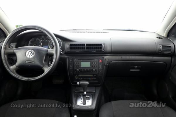 Pelēks Volkswagen Passat 2002 Tallina, ar dzinēja tilpumu 1.90 L un nobraukumu 309 tūkst. km par 1299 €, foto 5 vietnē AUTOMOTO.COM.LV