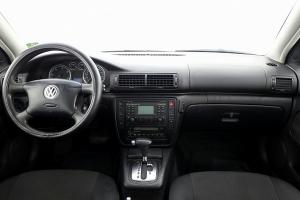 Pelēks Volkswagen Passat 2002 Tallina, ar dzinēja tilpumu 1.90 L un nobraukumu 309 tūkst. km par 1299 €, foto 6 vietnē AUTOMOTO.COM.LV