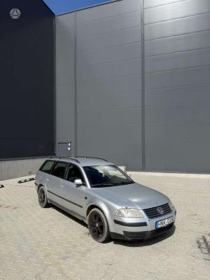 Grey Volkswagen Passat 2002 in Siauliai, with an engine capacity of 1.90 L and mileage of 350 thousand km for 1350 €, photo  on AUTOMOTO.COM.LV