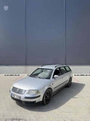 Pelēks Volkswagen Passat 2002 Šauļi, ar dzinēja tilpumu 1.90 L un nobraukumu 350 tūkst. km par 1350 €, foto 3 vietnē AUTOMOTO.COM.LV