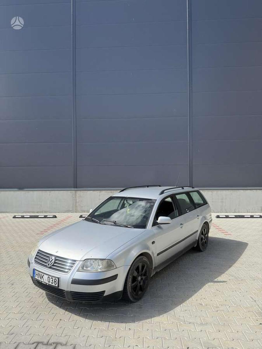 Pelēks Volkswagen Passat 2002 Šauļi, ar dzinēja tilpumu 1.90 L un nobraukumu 350 tūkst. km par 1350 €, foto 3 vietnē AUTOMOTO.COM.LV