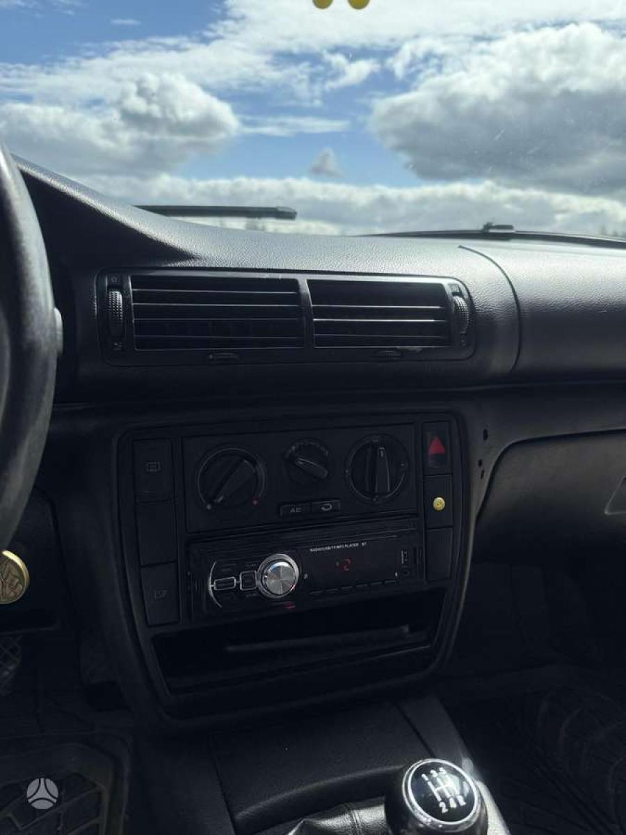 Pelēks Volkswagen Passat 2002 Šauļi, ar dzinēja tilpumu 1.90 L un nobraukumu 350 tūkst. km par 1350 €, foto 10 vietnē AUTOMOTO.COM.LV
