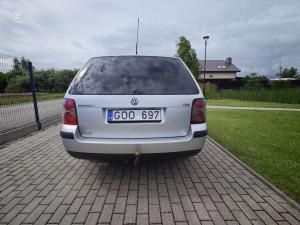 Pelēks Volkswagen Passat 2002 Klaipėda, ar dzinēja tilpumu 1.90 L un nobraukumu 290 tūkst. km par 1300 €, foto 4 vietnē AUTOMOTO.COM.LV