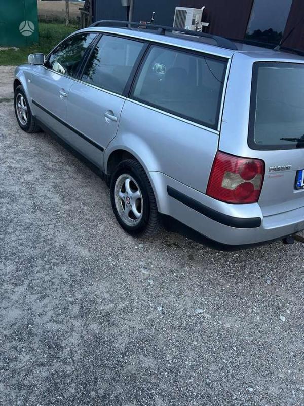 Pelēks Volkswagen Passat 2002 Prienai, ar dzinēja tilpumu 1.90 L un nobraukumu 368 tūkst. km par 1750 €, foto 4 vietnē AUTOMOTO.COM.LV