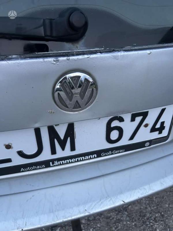 Pelēks Volkswagen Passat 2002 Prienai, ar dzinēja tilpumu 1.90 L un nobraukumu 368 tūkst. km par 1750 €, foto 8 vietnē AUTOMOTO.COM.LV