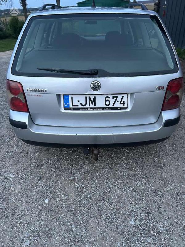 Pelēks Volkswagen Passat 2002 Prienai, ar dzinēja tilpumu 1.90 L un nobraukumu 368 tūkst. km par 1750 €, foto 9 vietnē AUTOMOTO.COM.LV