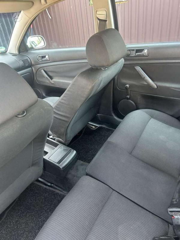 Pelēks Volkswagen Passat 2002 Prienai, ar dzinēja tilpumu 1.90 L un nobraukumu 368 tūkst. km par 1750 €, foto 10 vietnē AUTOMOTO.COM.LV