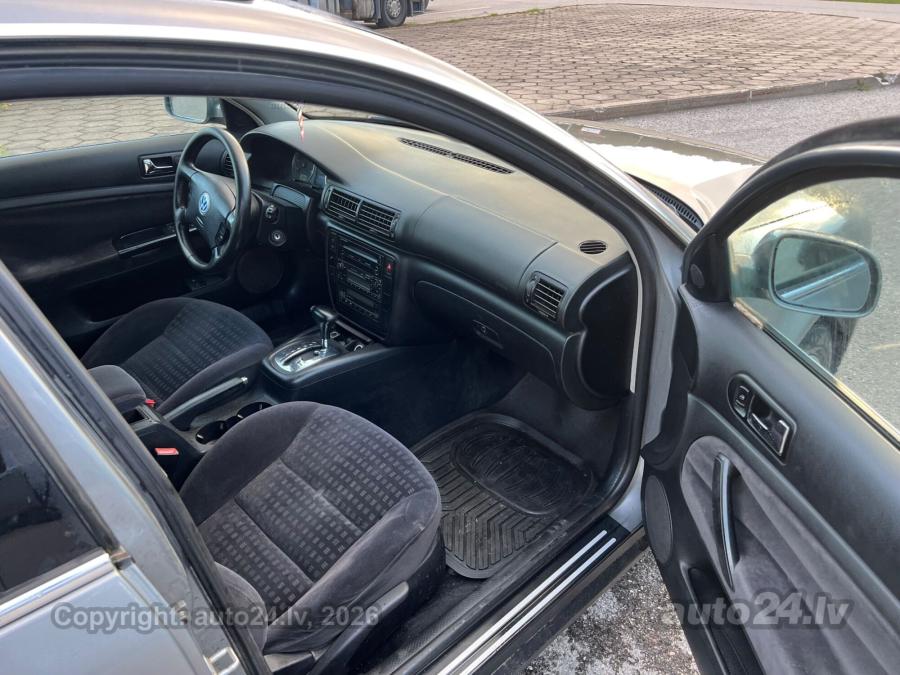 Grey Volkswagen Passat 2002 in Tartu, with an engine capacity of 1.90 L and mileage of 0 thousand km for 1500 €, photo 9 on AUTOMOTO.COM.LV
