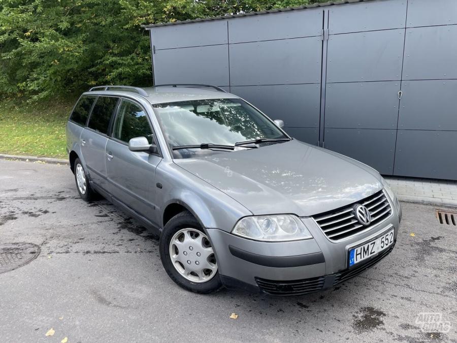 Grey Volkswagen Passat 2002 in Alytus, with an engine capacity of 1.90 L and mileage of 428 thousand km for 600 €, photo 1 on AUTOMOTO.COM.LV